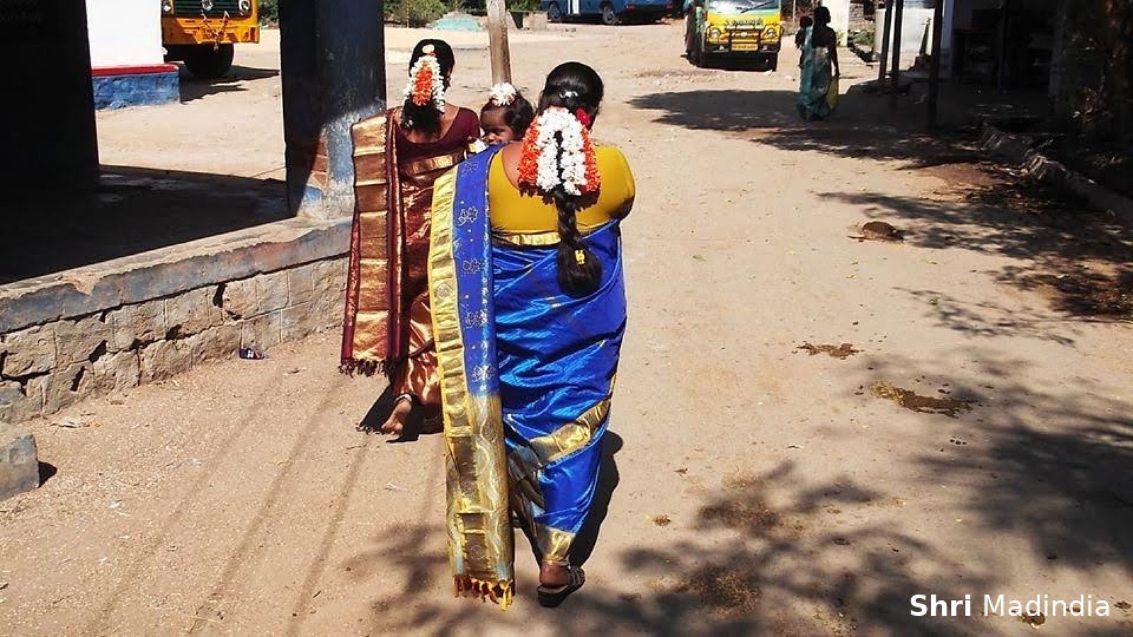 Le Sari, la robe traditionnelle de la femme indienne
